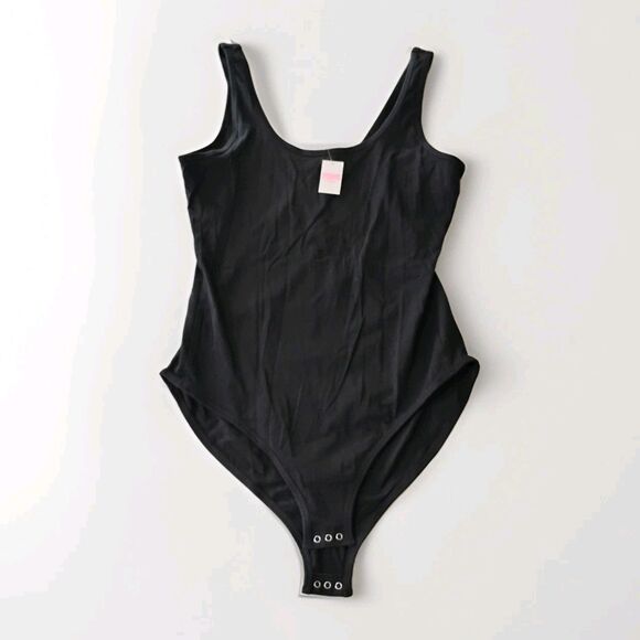 Victoria's Secret | Tops | Victorias Secret Pink Bodysuit Nwt Black ...